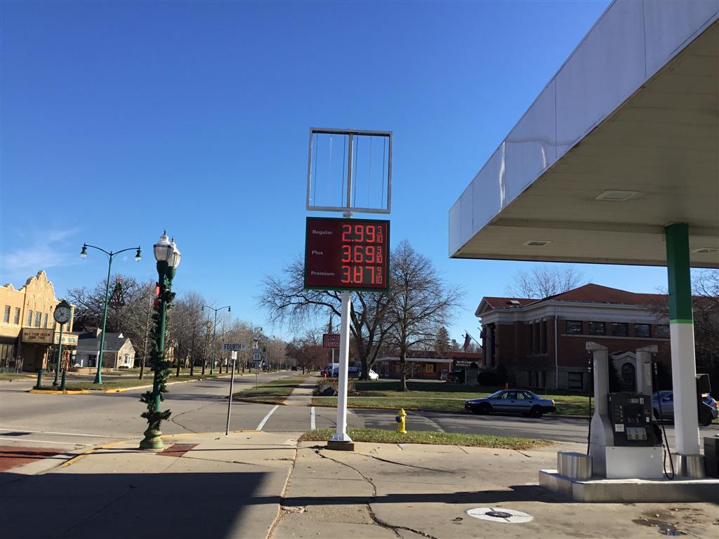 Market Force Information - Photos