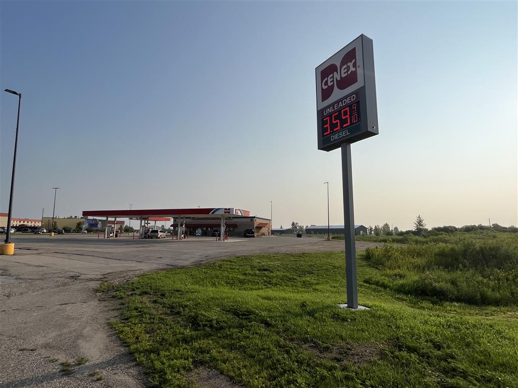 Market Force Information - Photos